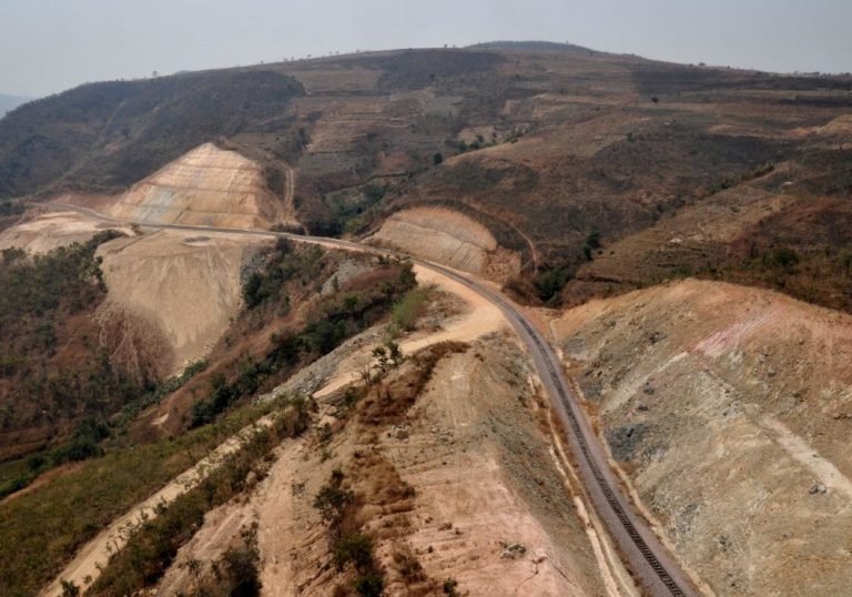 Reabilitação da Rede Ferroviária de Angola | A1V2